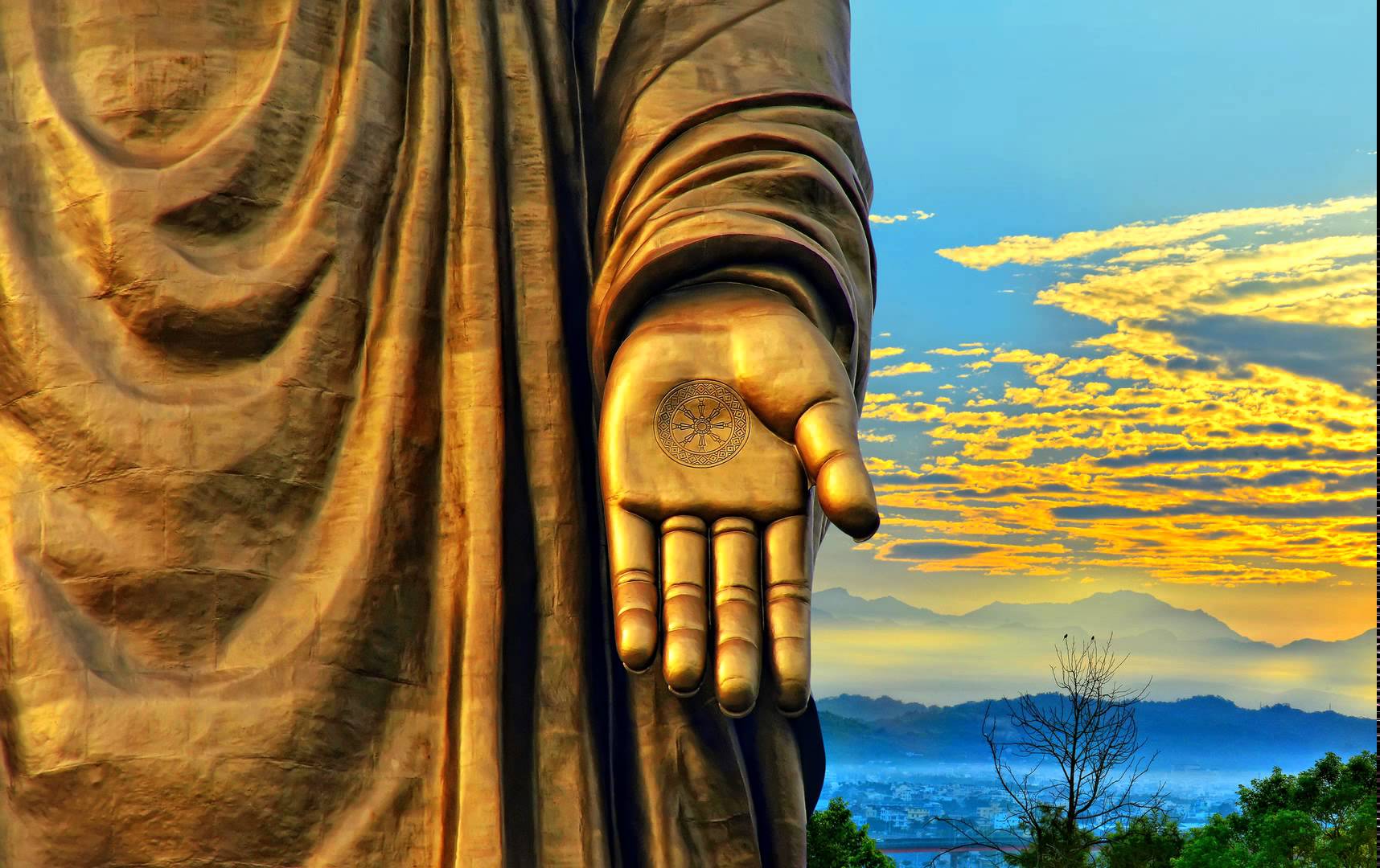 Hiểu đúng về sám hối? Sống tốt, giúp nhiều người có cần sám hối?